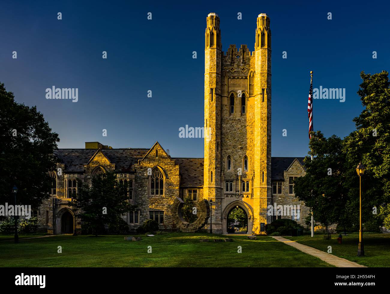 Connecticut school hi-res stock photography and images - Alamy