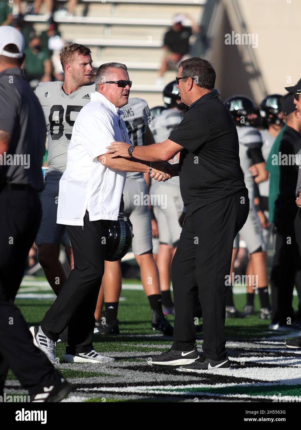 November 6, 2021 - Hawaii Rainbow Warriors head coach Todd Graham and ...