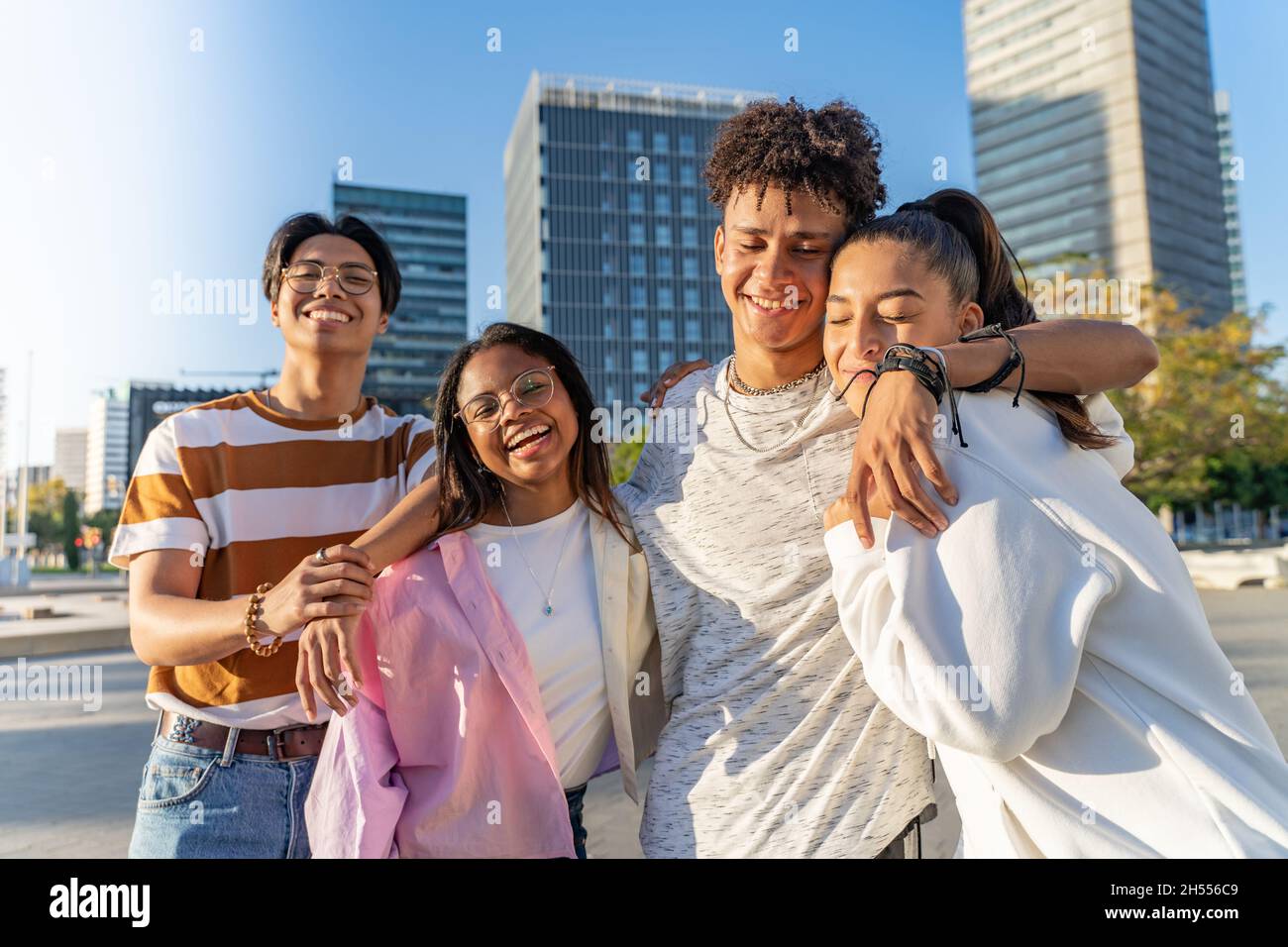 African american teenagers with white teenager hi-res stock photography ...