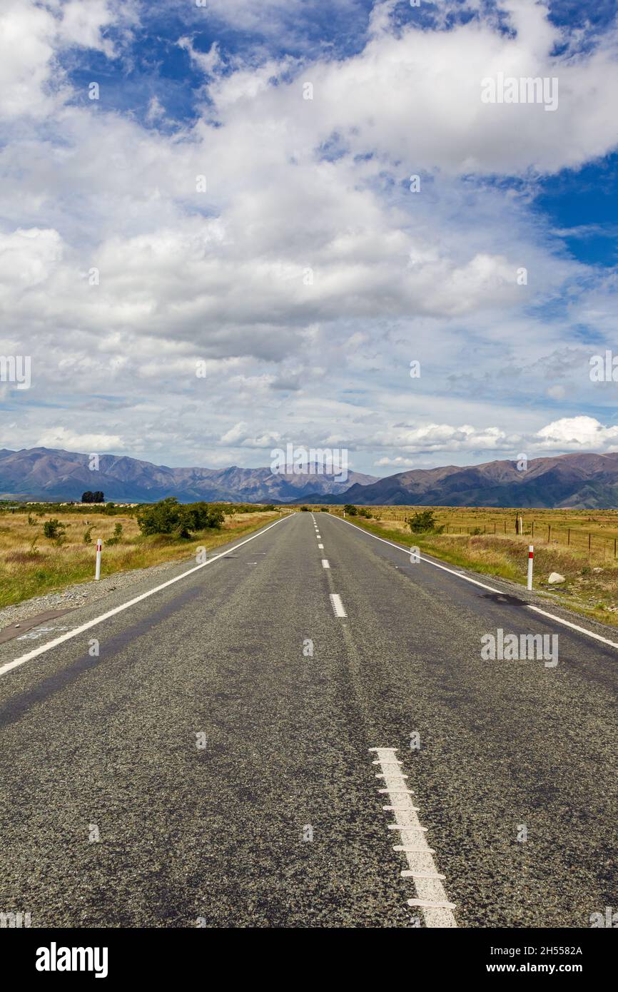 In the foothills of the Southern Alps. Highway to Mount Cook. South ...