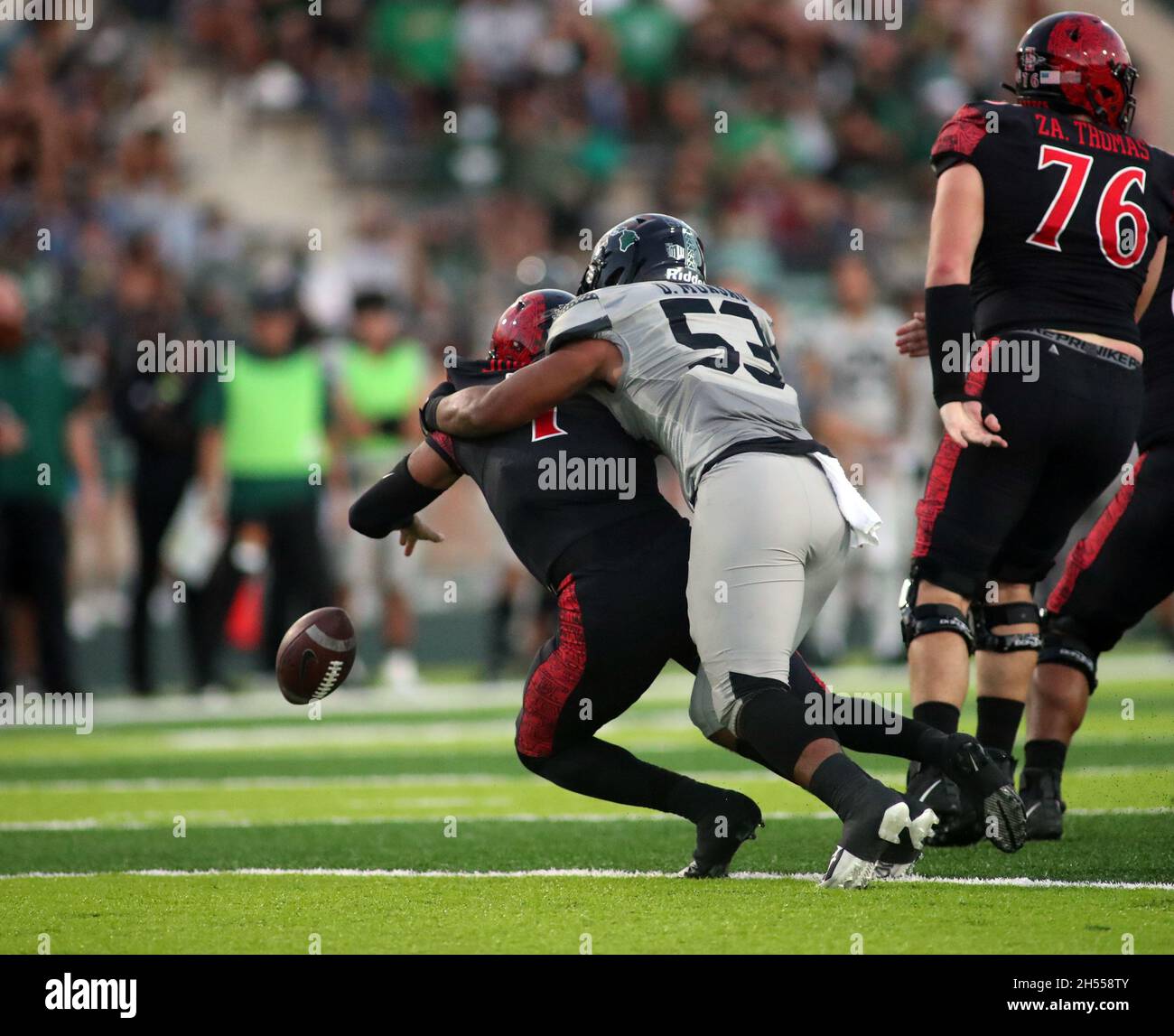 November 6, 2021 - Hawaii Rainbow Warriors linebacker Darius Muasau #53 ...