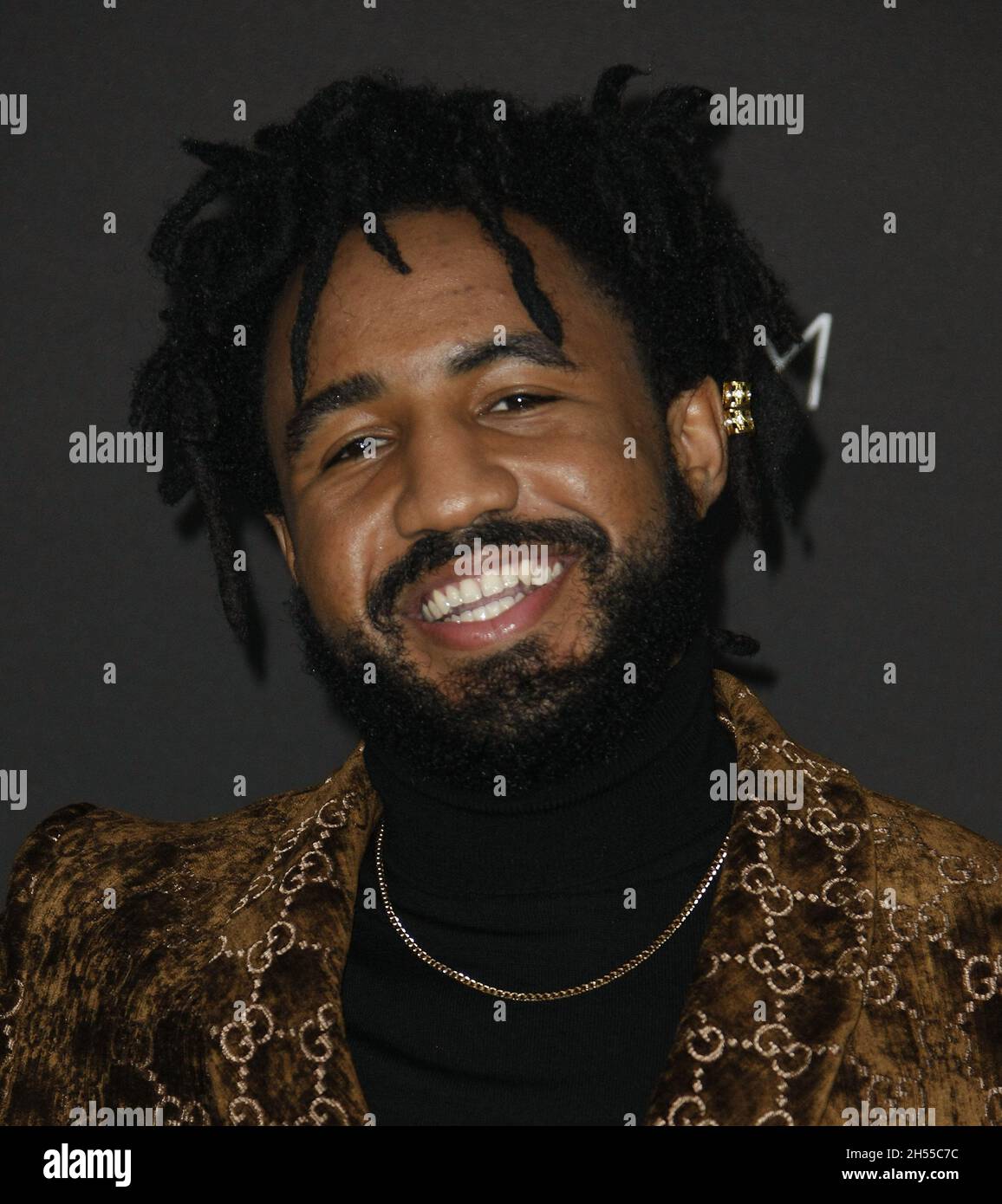 LOS ANGELES, CALIFORNIA - NOVEMBER 06: Deon Jones attends the 10th ...