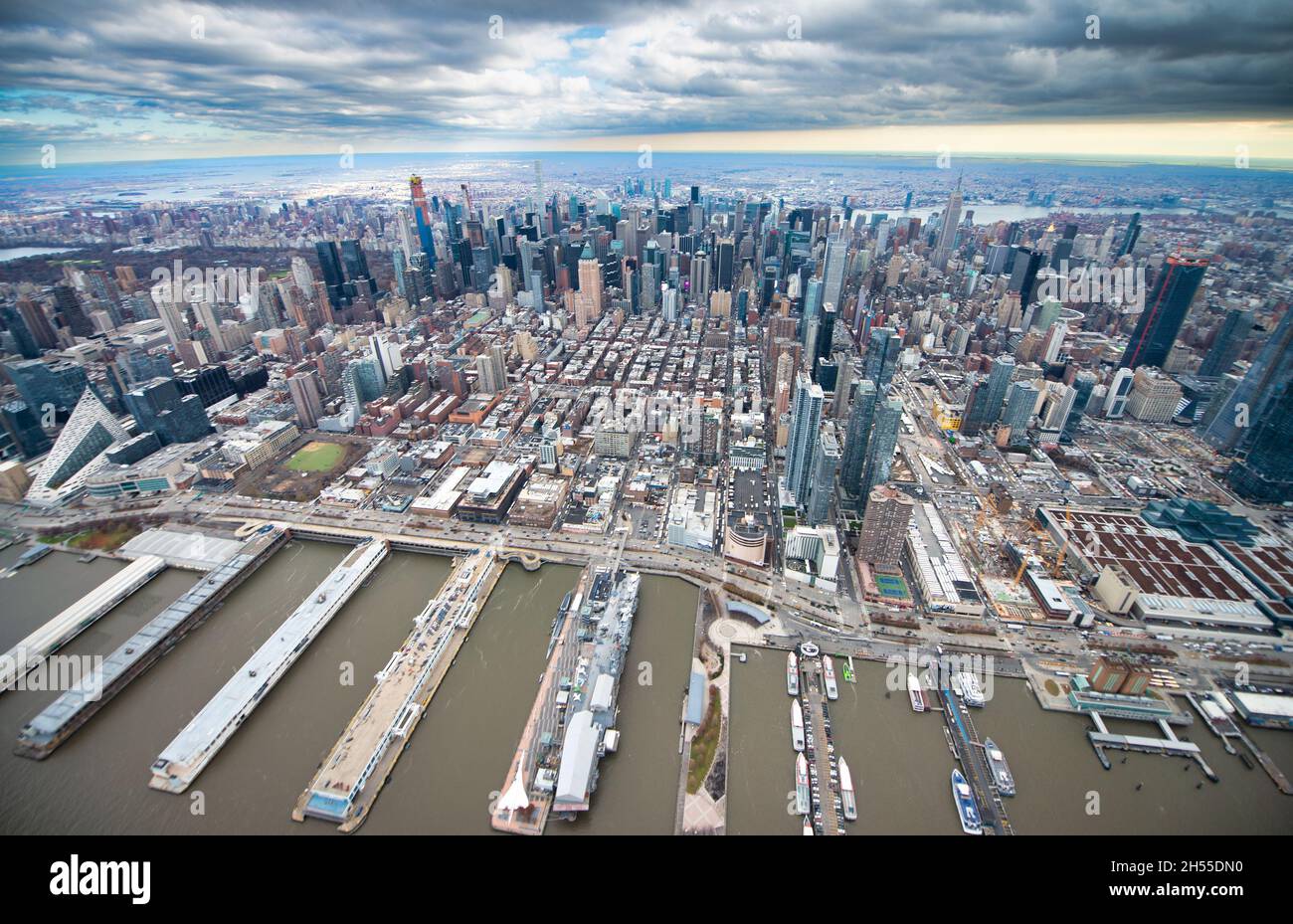 Helicopter View Discover Stunning Helicopter Views Of NYC | Book Now!