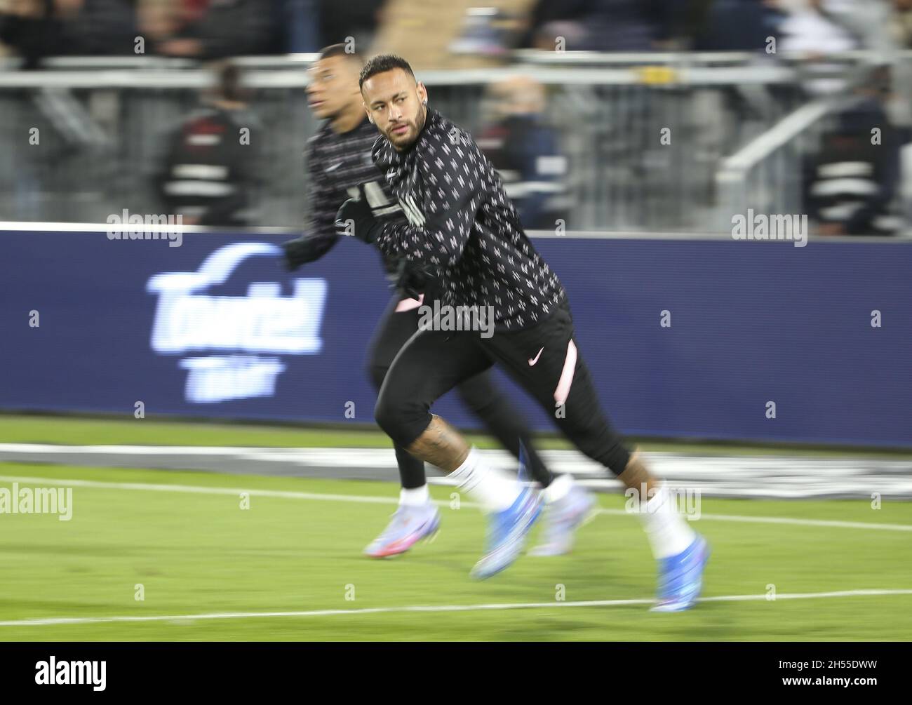 Neymar Jr of PSG during the French championship Ligue 1 football match ...