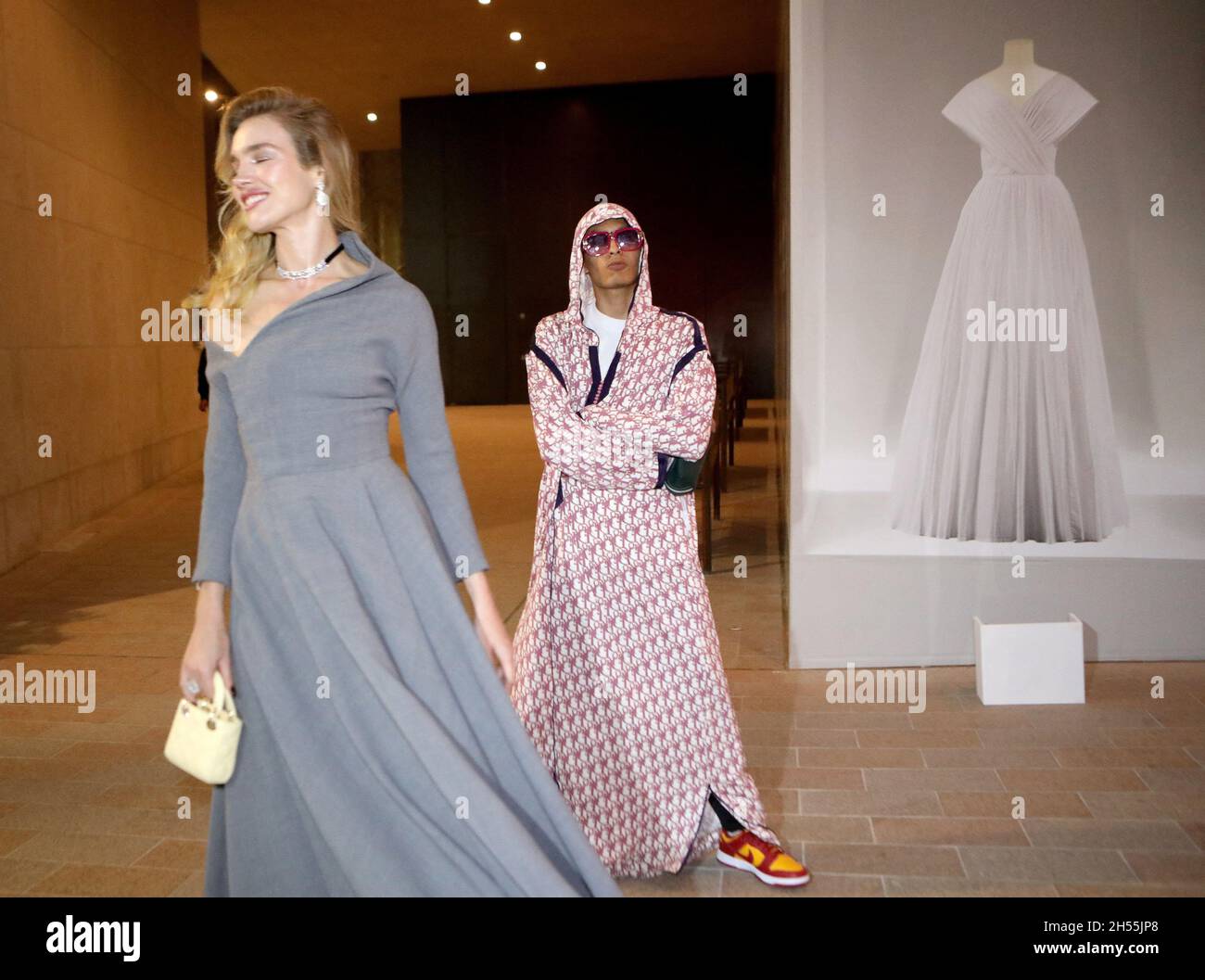 British-Moroccan Tareq Hajjaj, photo-bombs a photo shoot of Russian ...