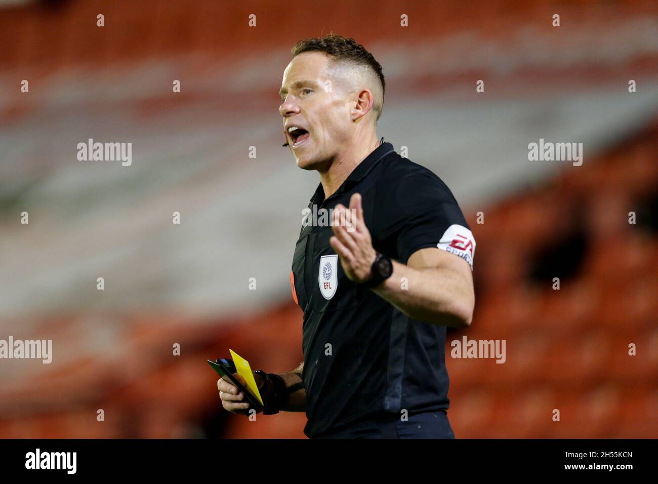 Referee Stephen Martin Stock Photo - Alamy