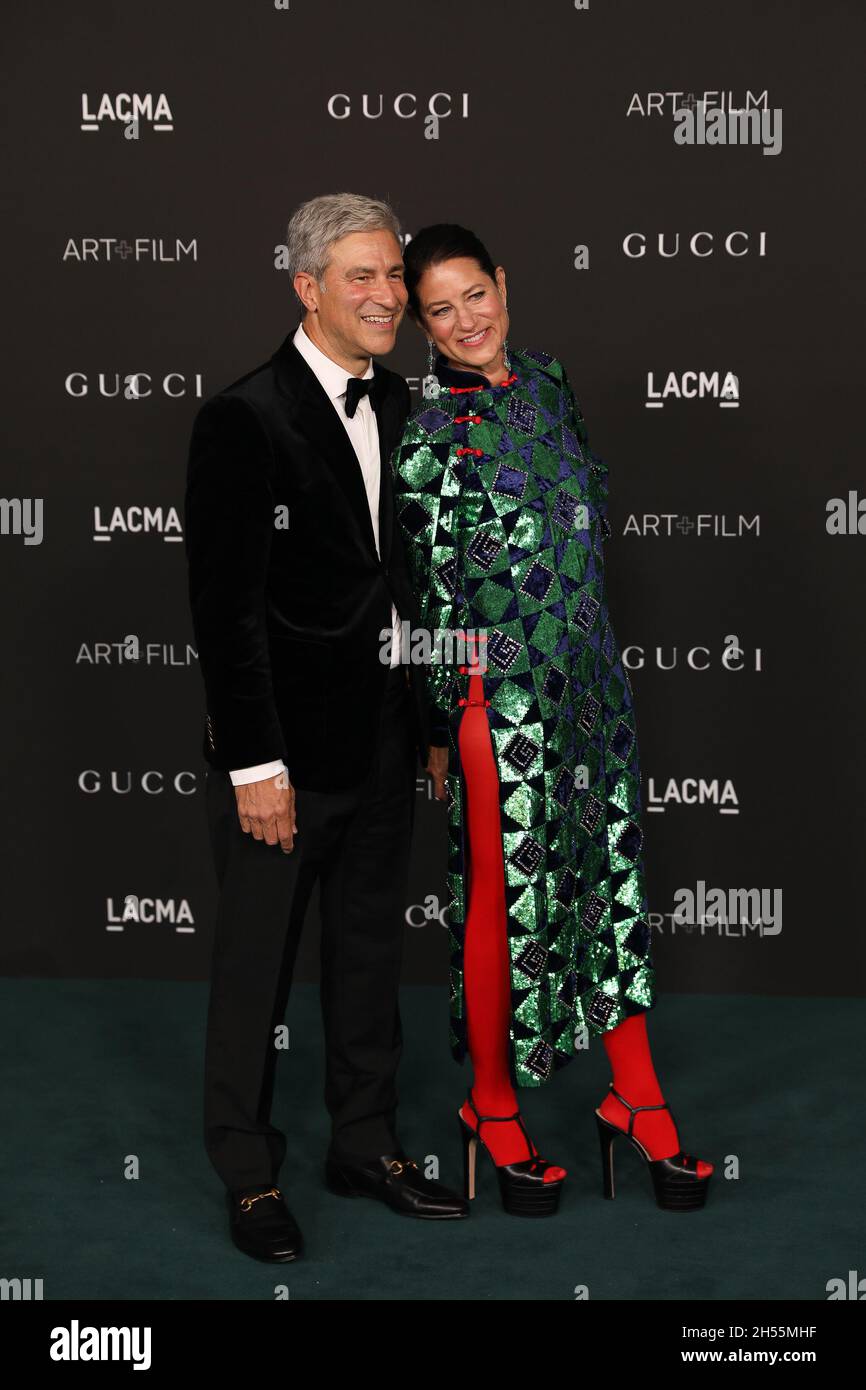 Los Angeles, USA. 06th Nov, 2021. Michael Govan and Katherine Ross ...