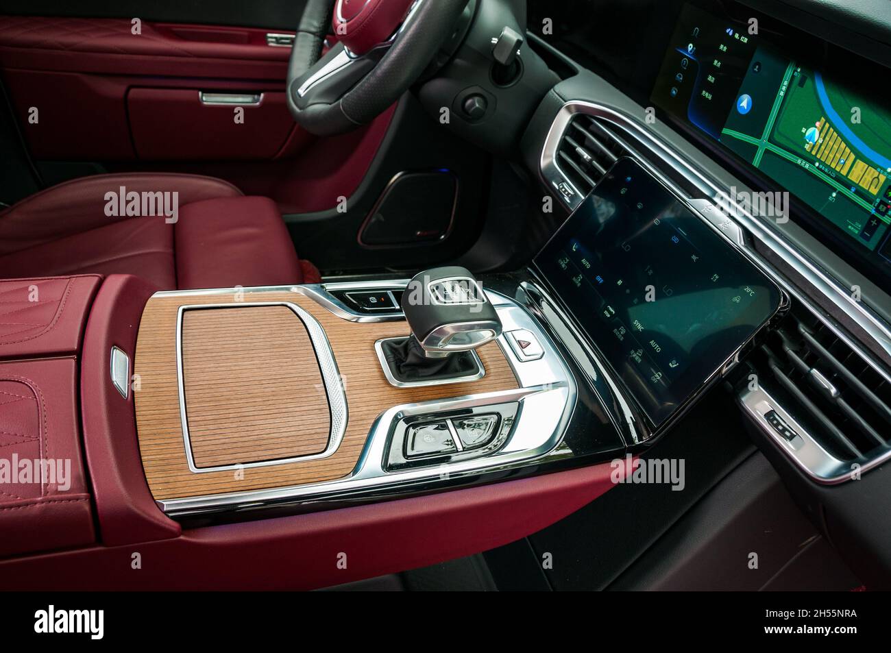 Drive selector of an electric Hongqi E-HS9 in Shanghai, China Stock ...