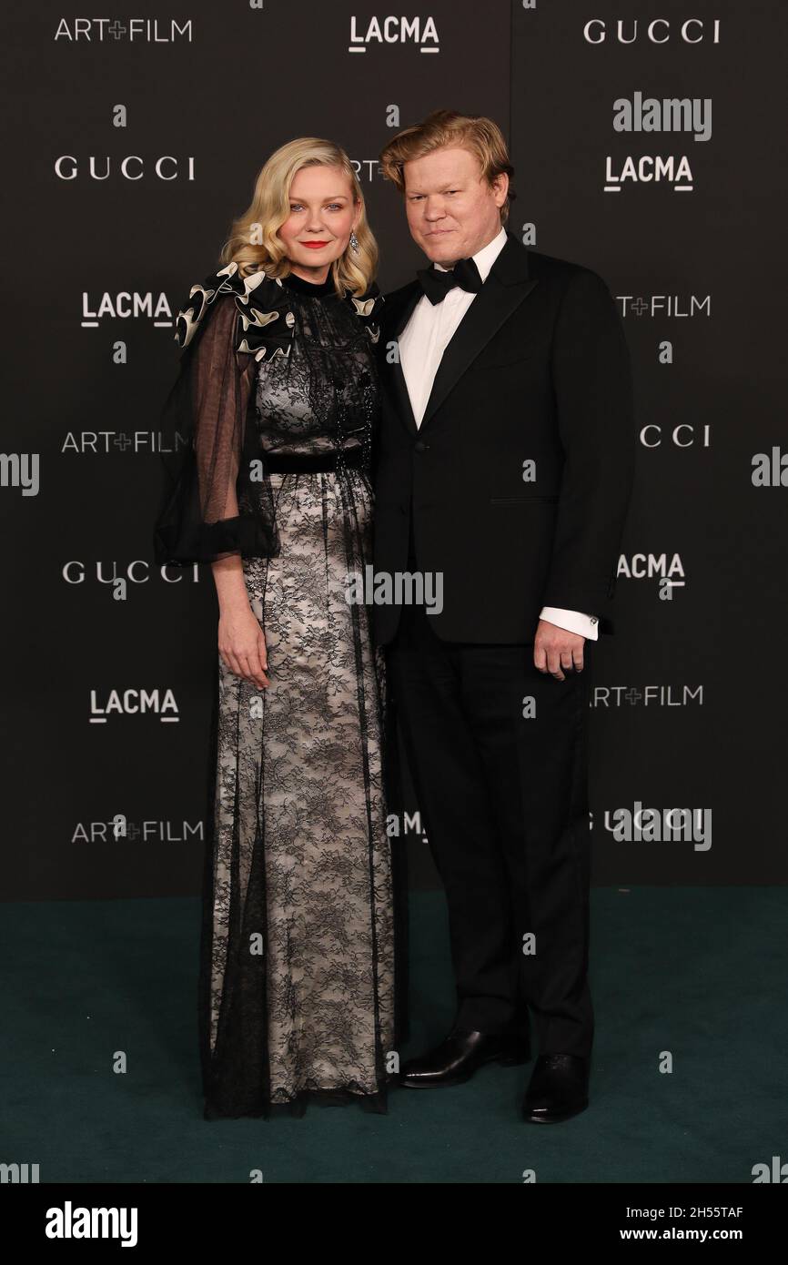 Kirsten Dunst and Jesse Plemons arrive at the 2021 LACMA Art + Film ...