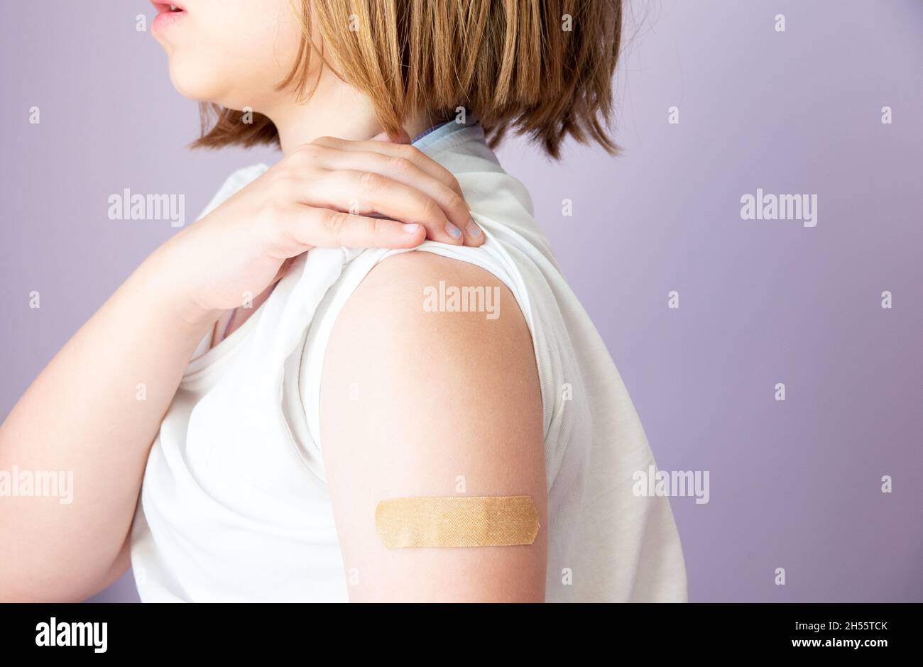 Children receiving vaccine at out side of the thigh.Children vaccine ...