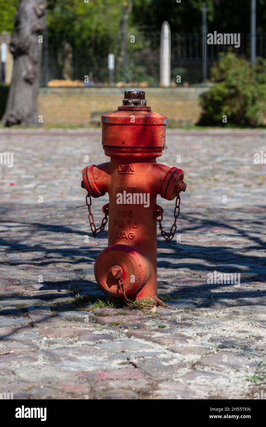 Park hydrant hi-res stock photography and images - Alamy