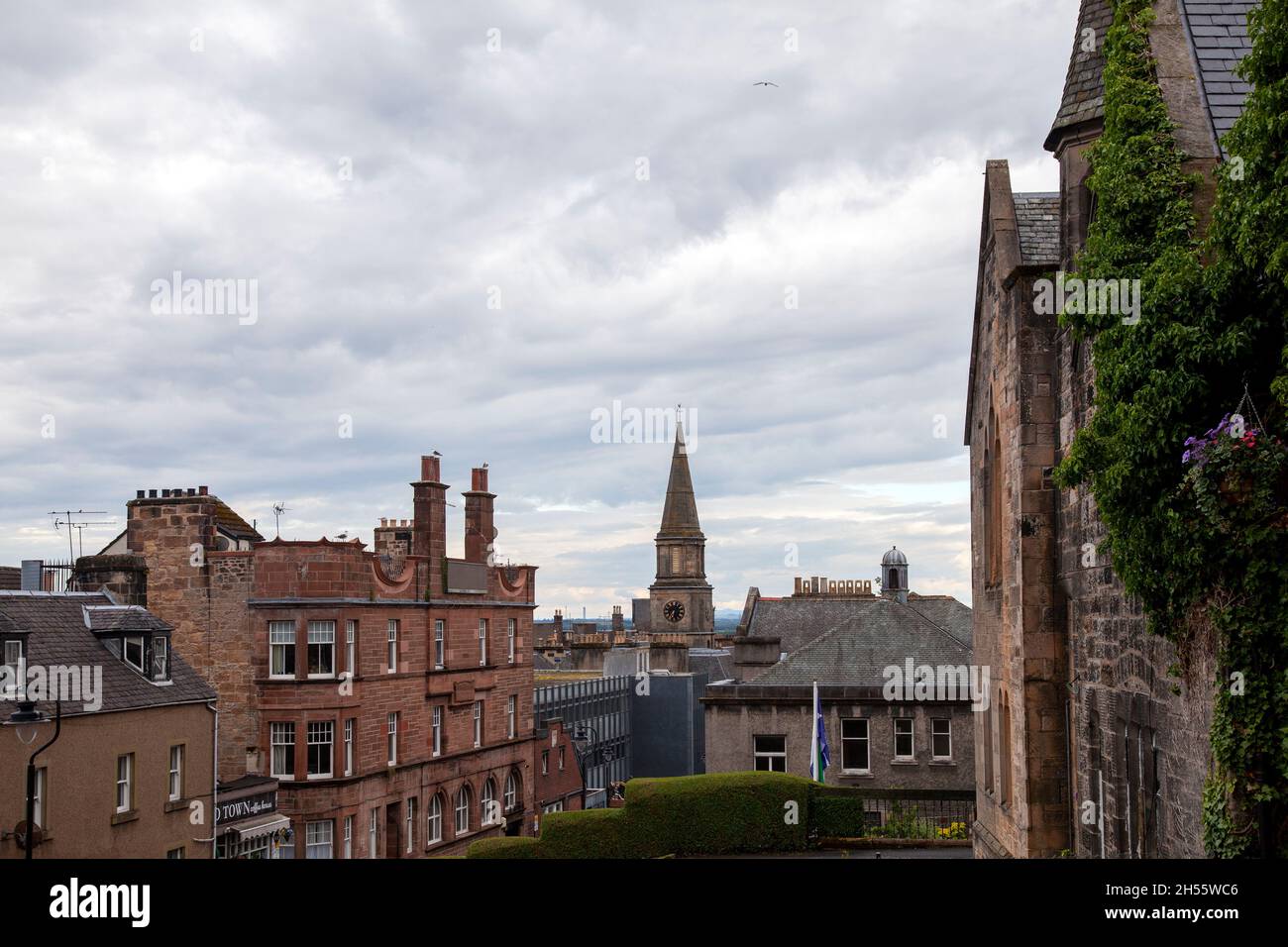 Stirling skyline hi-res stock photography and images - Alamy