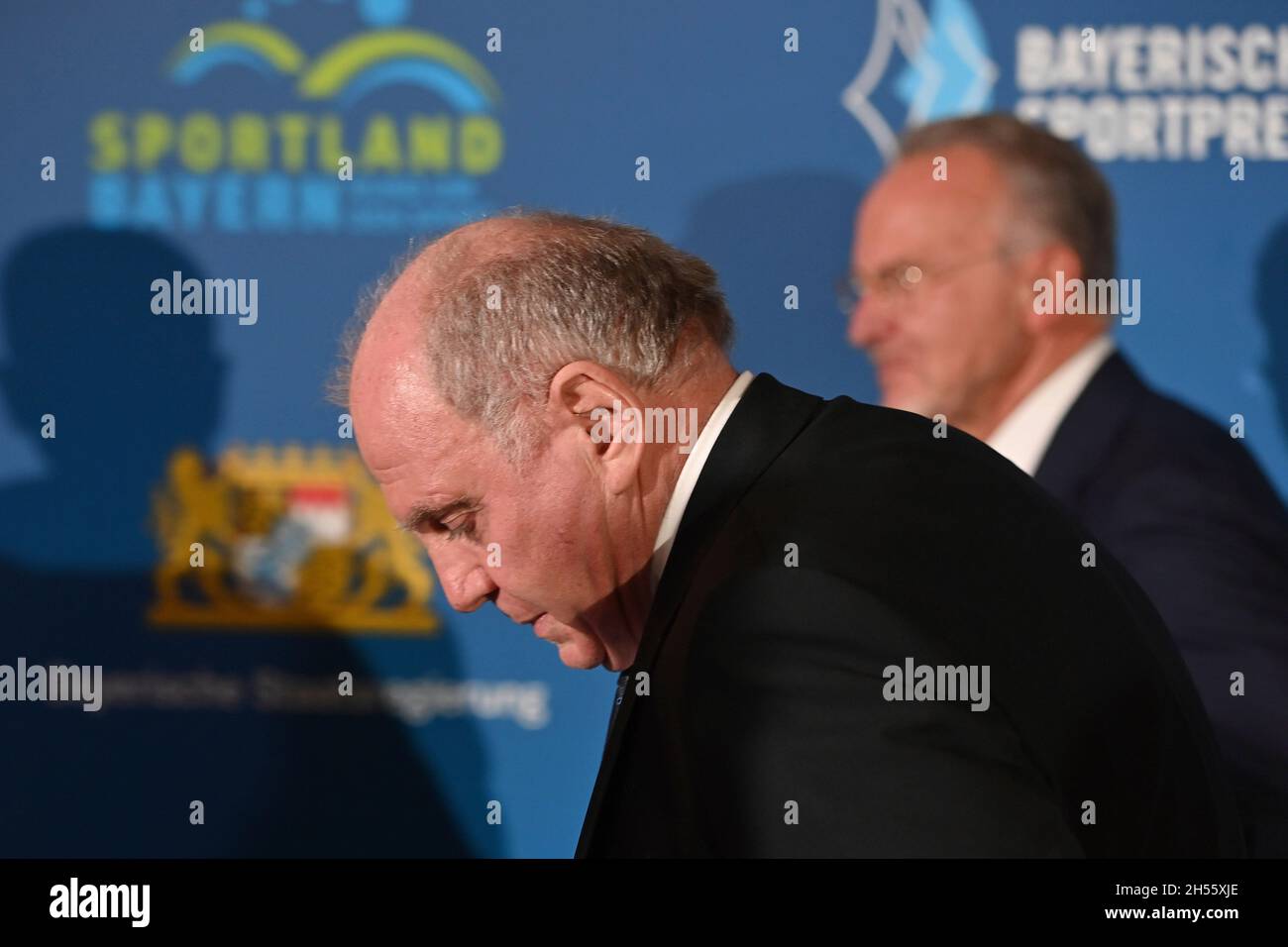 Sports award hi hi-res stock photography and images - Alamy