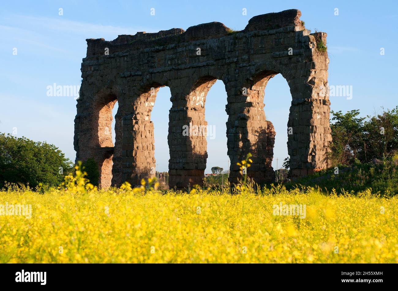 Ruins of Aqueduct Claudio-Anio Novus, Park of Aqueducts (Parco degli ...