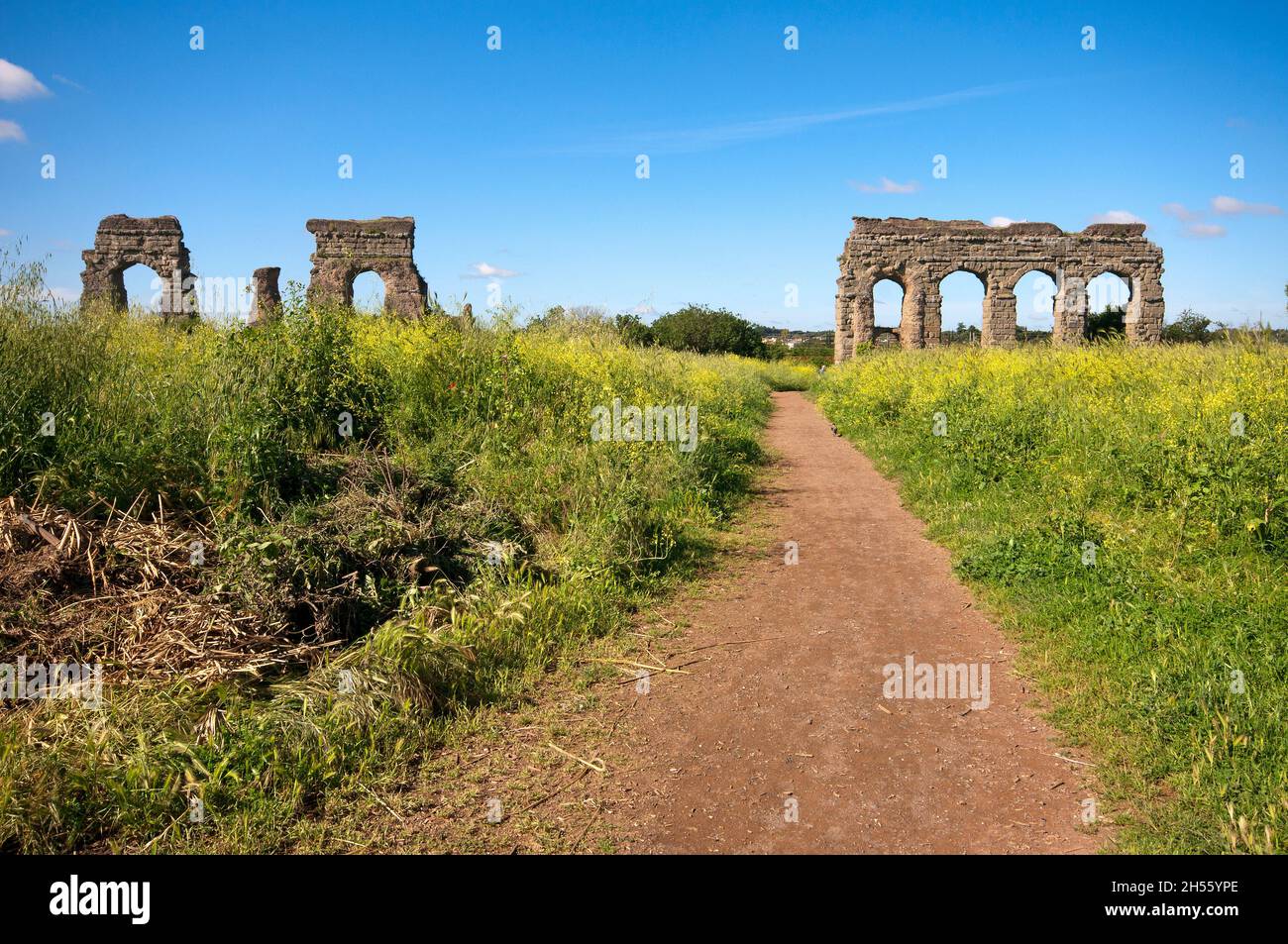 Ruins of Aqueduct Claudio-Anio Novus, Park of Aqueducts (Parco degli ...