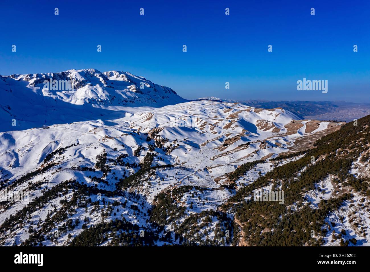 Davraz Dağı in Turkey | Luftbilder von Davraz Dağı Stock Photo - Alamy