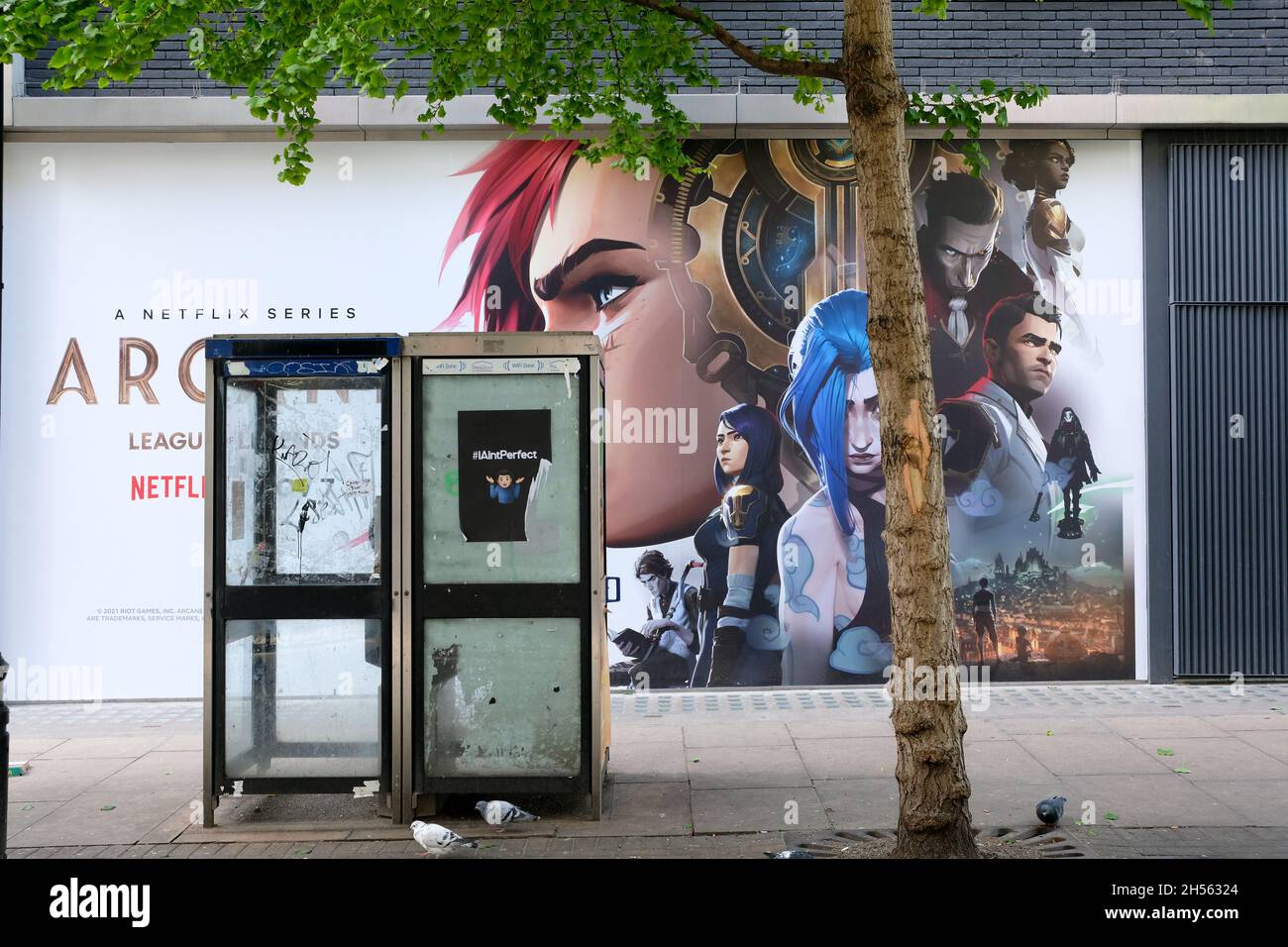 Oxford Street, London, UK. 7th Nov, 2021. Pop-up Hextech Expo ...