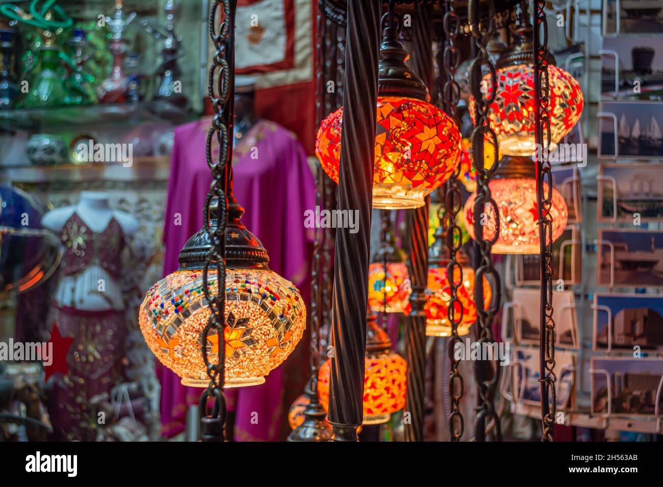 Beautiful Turkish mosaic lamps at Manama, Bahrain Stock Photo - Alamy