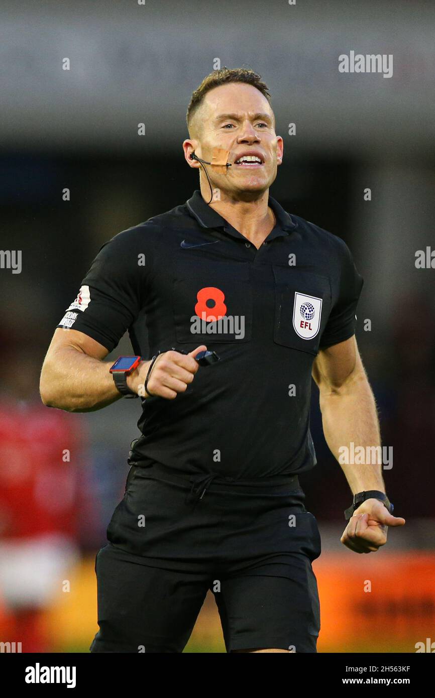 Steve martin referee hi-res stock photography and images - Alamy