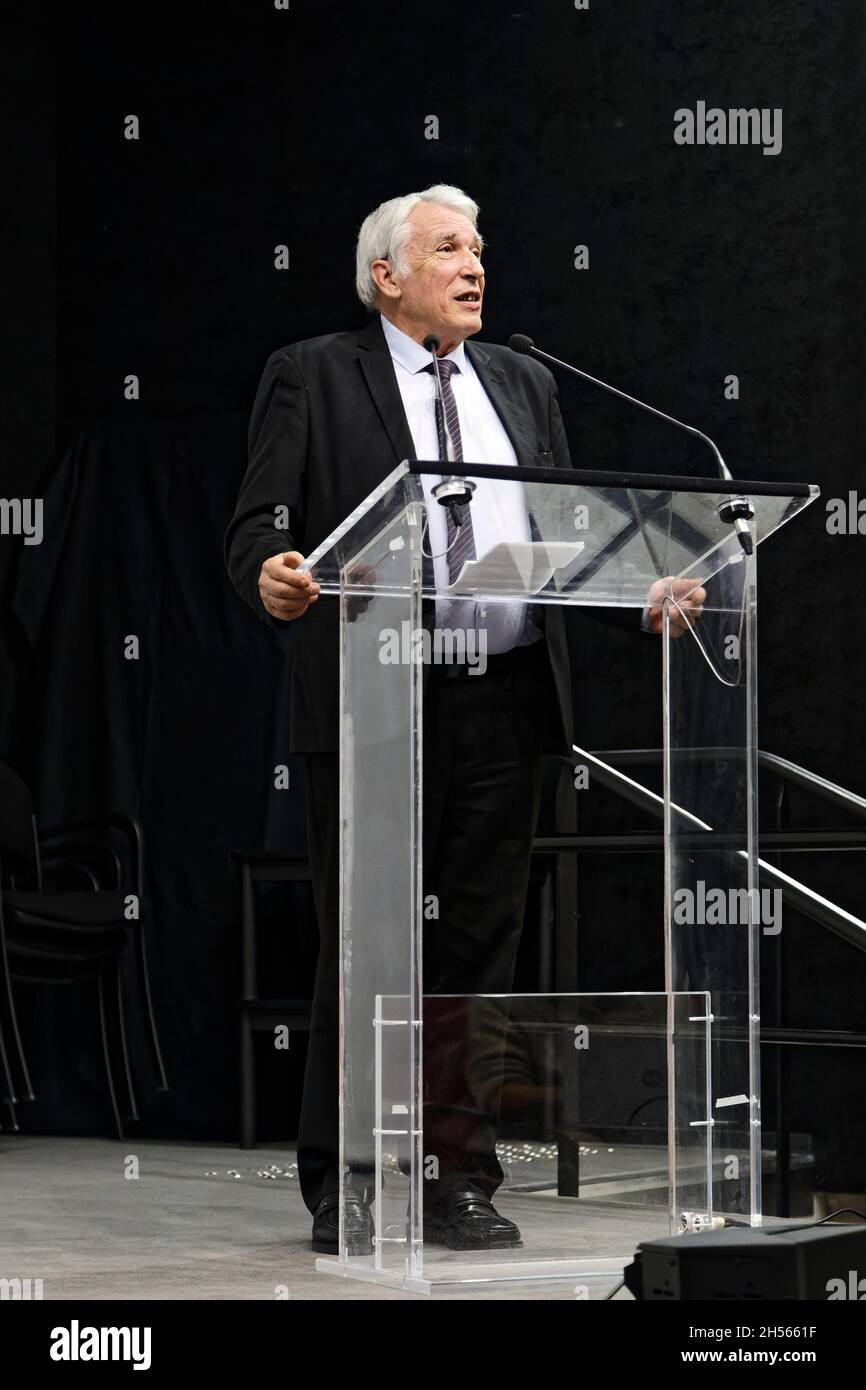 Paris, France. 6th Nov, 2021. Gilbert Mitterrand speaks during the 2021 ...