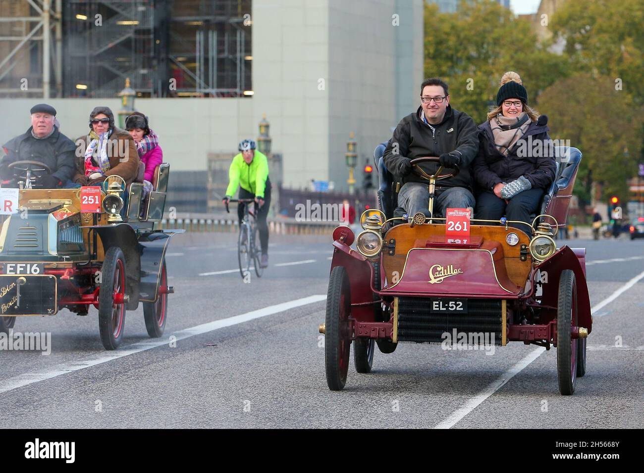 London, UK. 6th Nov, 2021. RM Sothebys London to Brighton Car Rally ...