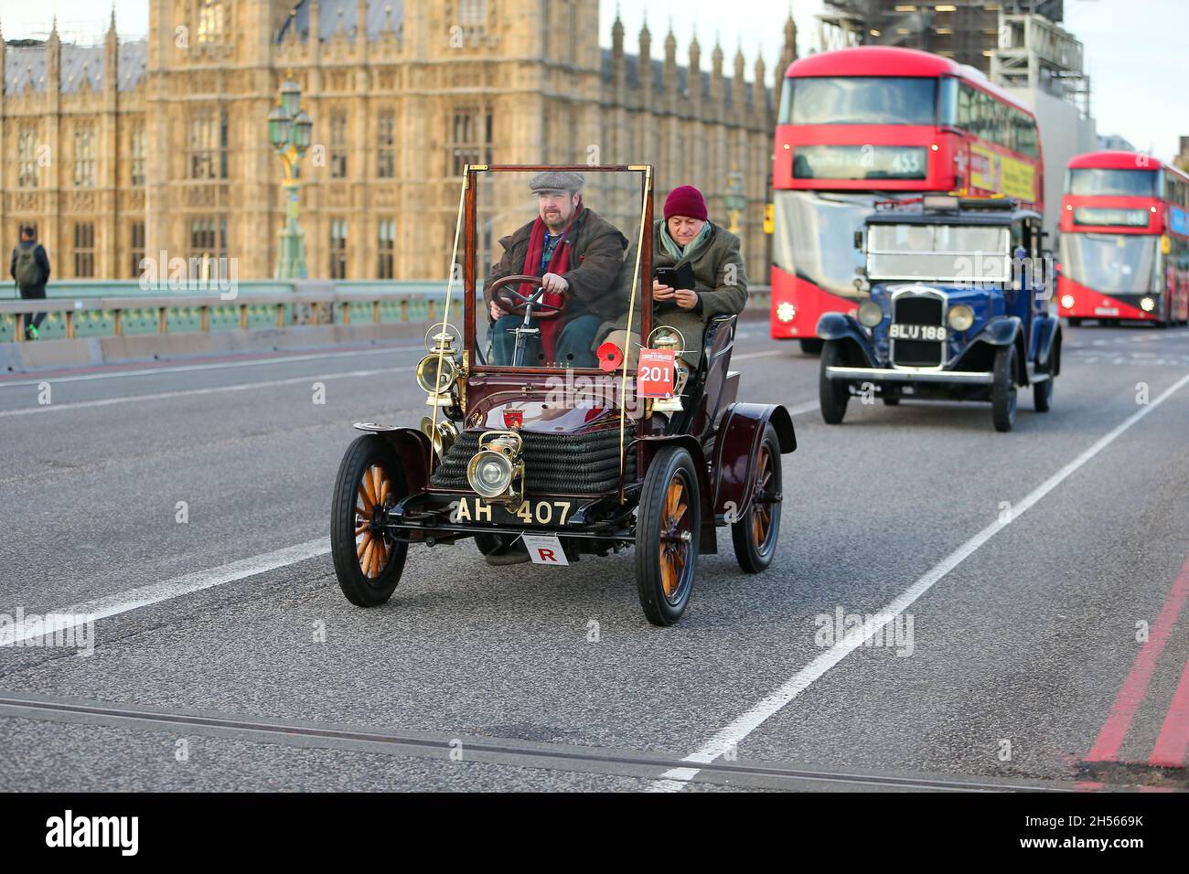 London, UK. 6th Nov, 2021. RM Sothebys London to Brighton Car Rally ...