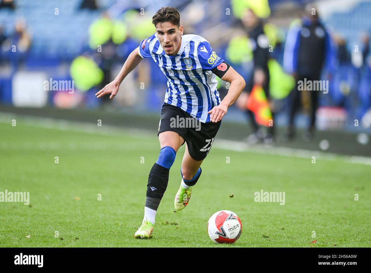 Theo Corbeanu #23 of Sheffield Wednesday breaks down the wing in , on ...