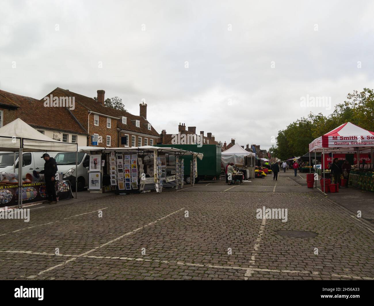 Thame market hi-res stock photography and images - Alamy