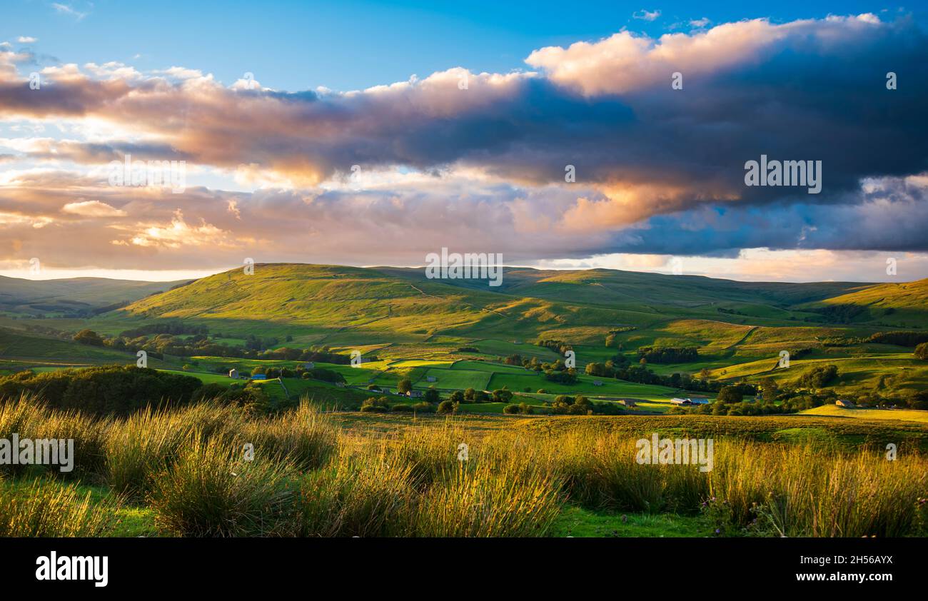 Ribblehead sunset hi-res stock photography and images - Alamy