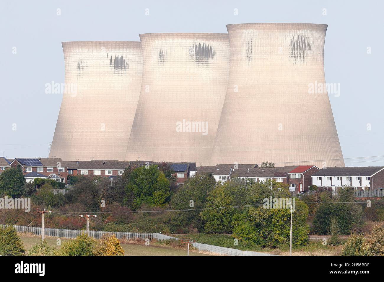 Ferrybridge c power plant hi-res stock photography and images - Alamy