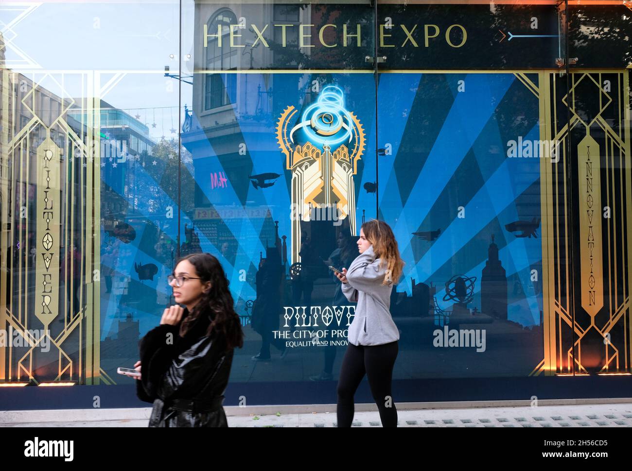 New riot hi-res stock photography and images - Alamy