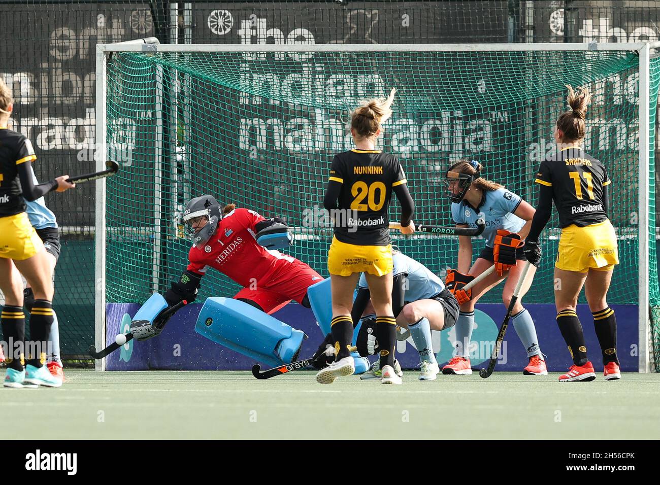 Hans matla hi-res stock photography and images - Alamy