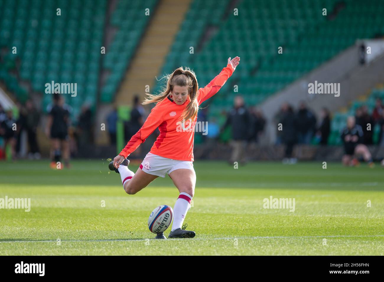 Zoe harrison england hi-res stock photography and images - Alamy