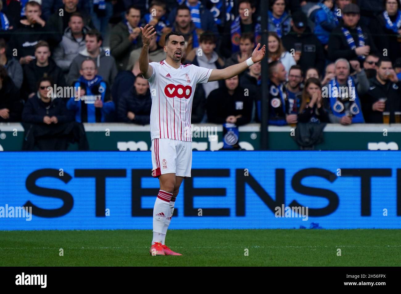 Noe dussenne standard hi-res stock photography and images - Alamy