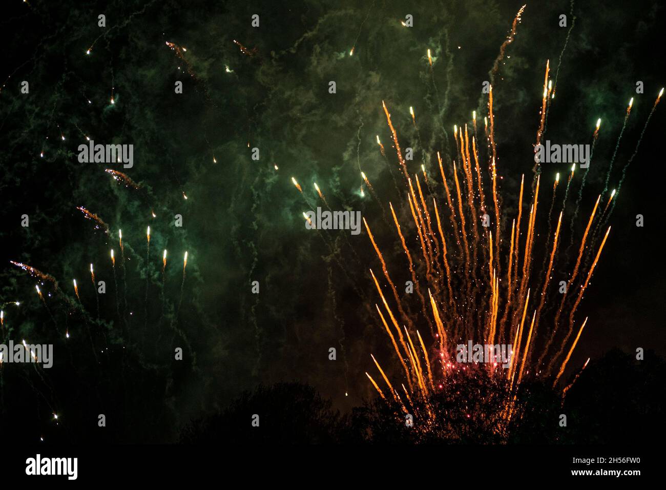 Alexandra Palace fireworks 2021 Stock Photo - Alamy