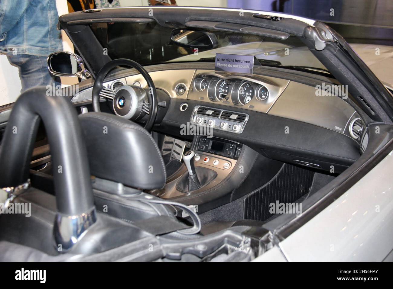 BMW Z8, Vision of the driver's habitat, roadster, silver, year 1999 ...