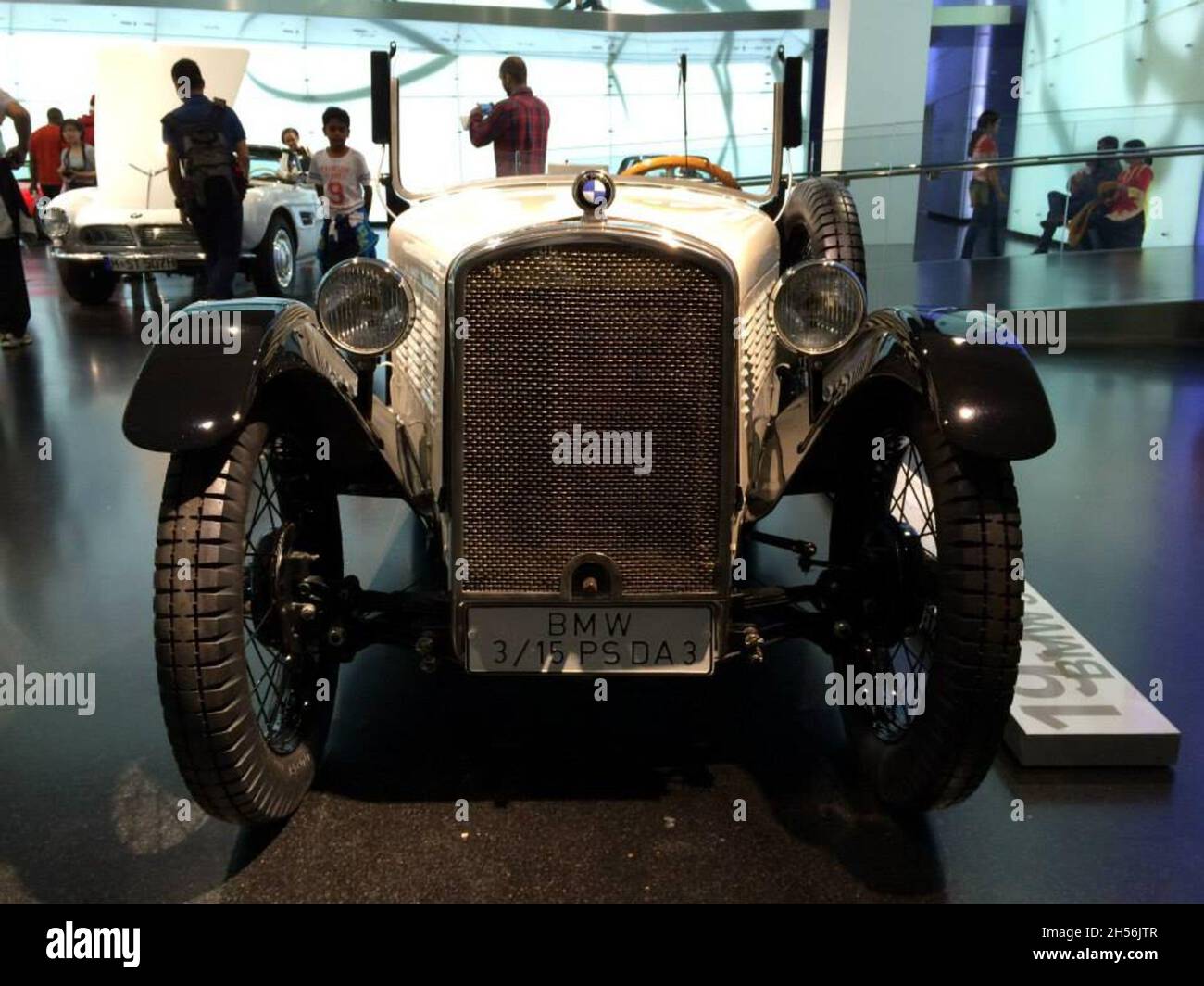 BMW 3/15 PS : Front close-up, white, year 1930, roadster , produced by ...