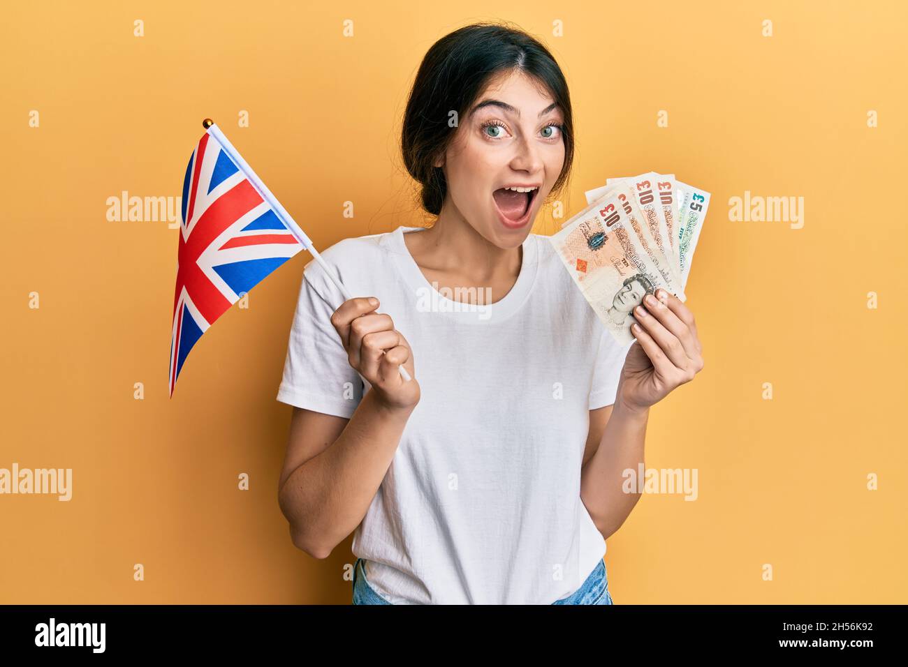 Pound symbol eyes hi-res stock photography and images - Alamy