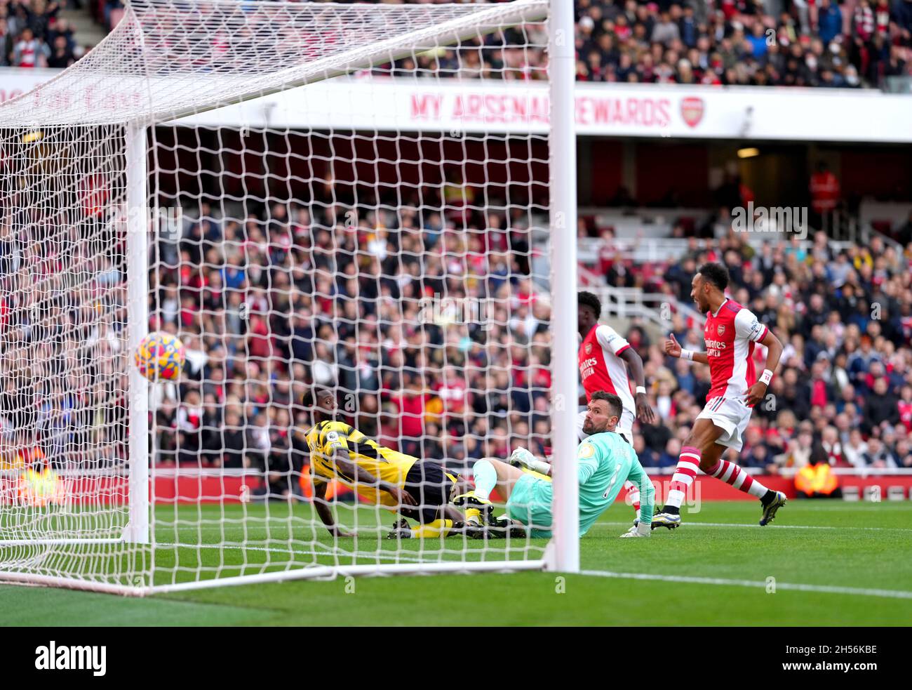 Bukayo saka arsenal watford hi-res stock photography and images - Alamy
