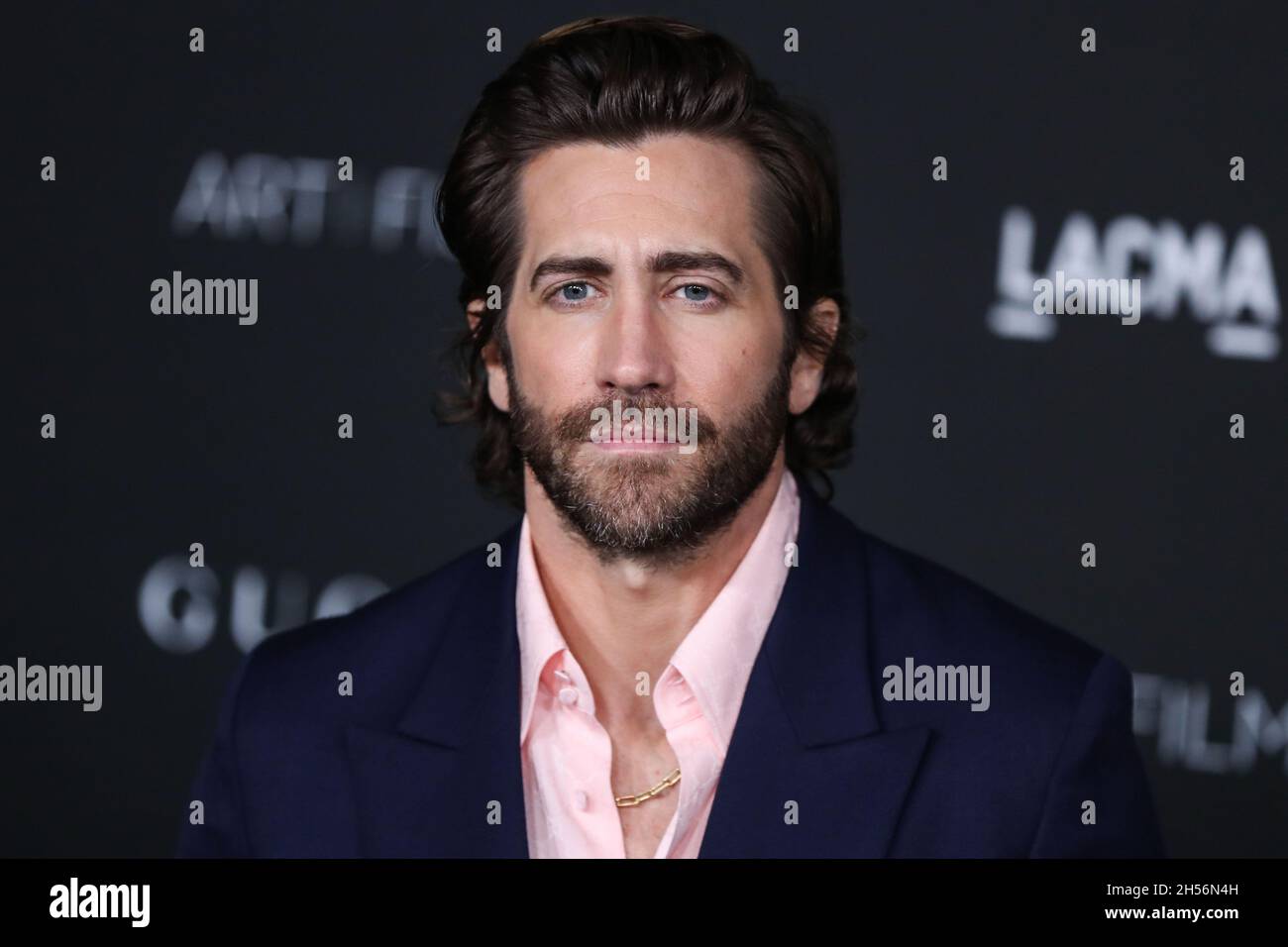 LOS ANGELES, CALIFORNIA, USA - NOVEMBER 06: Actor Jake Gyllenhaal ...