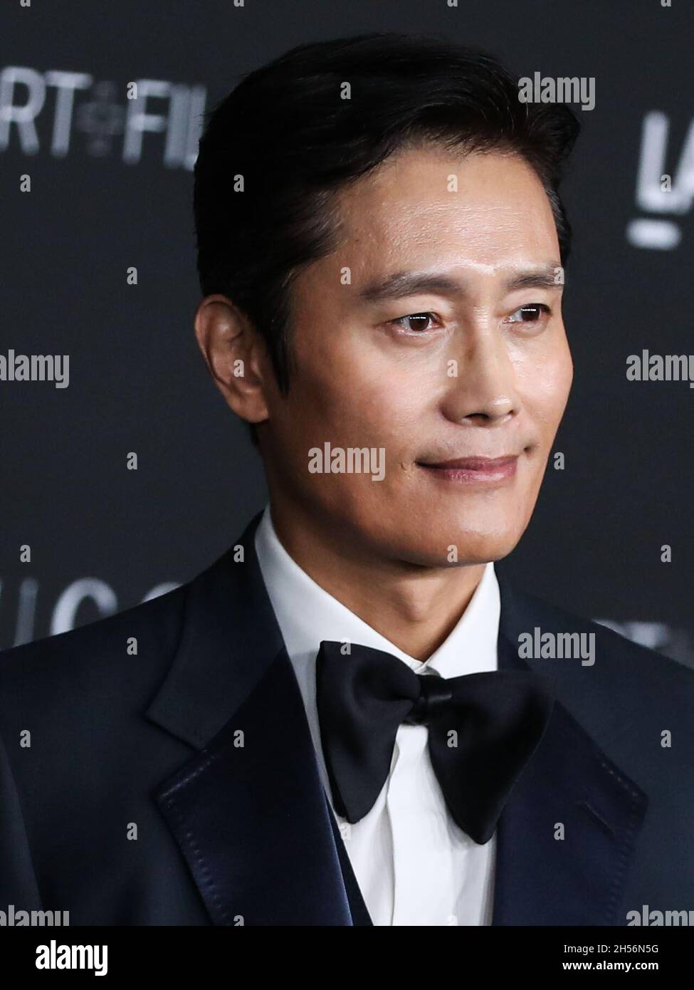 LOS ANGELES, CALIFORNIA, USA - NOVEMBER 06: Lee Byung-hun arrives at ...