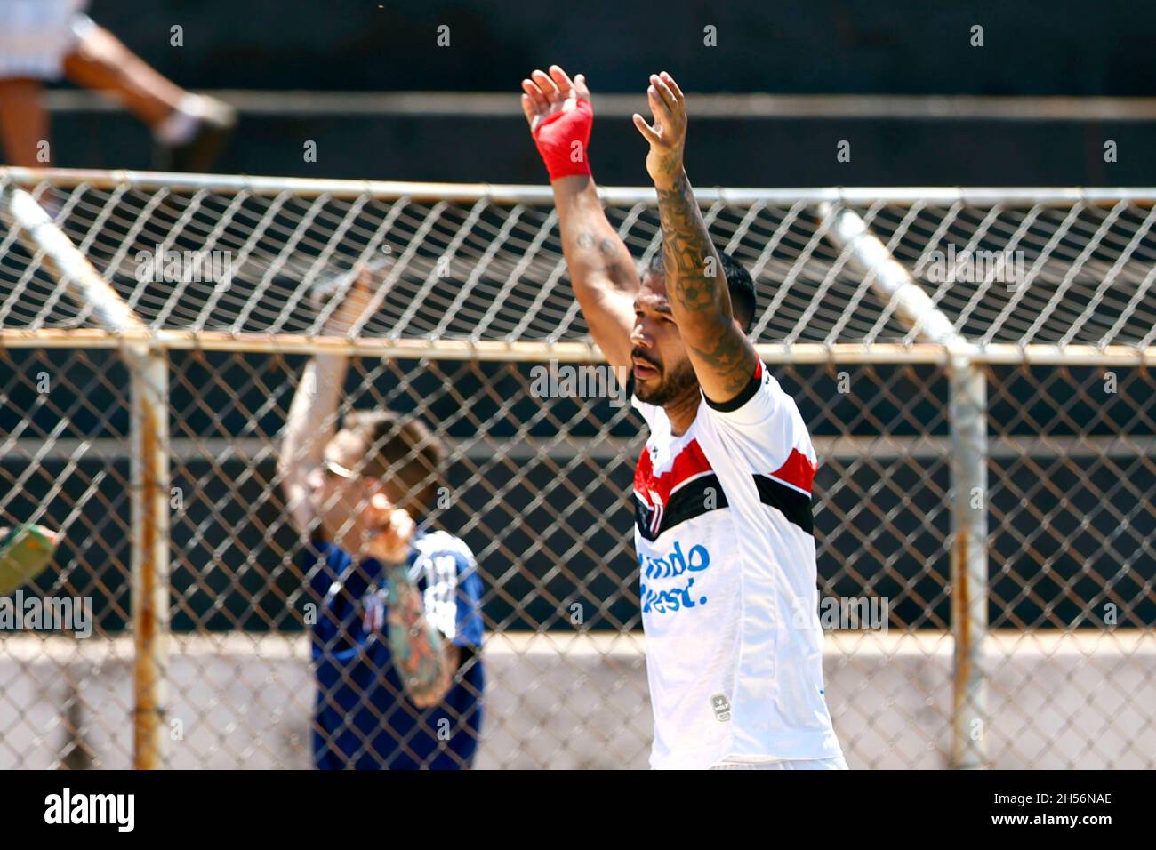 Helio cruz hi-res stock photography and images - Alamy