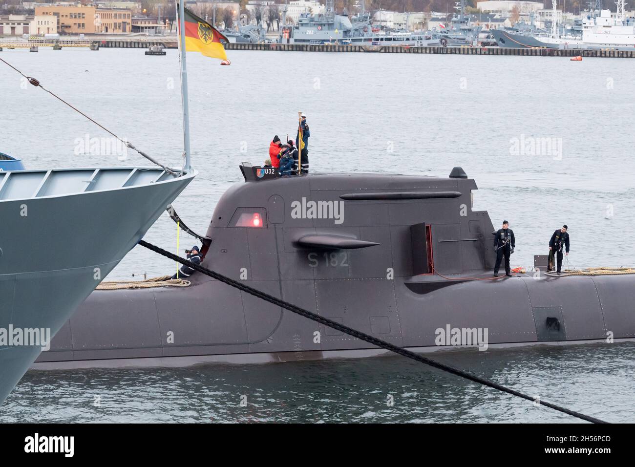 U32 submarine hi-res stock photography and images - Alamy