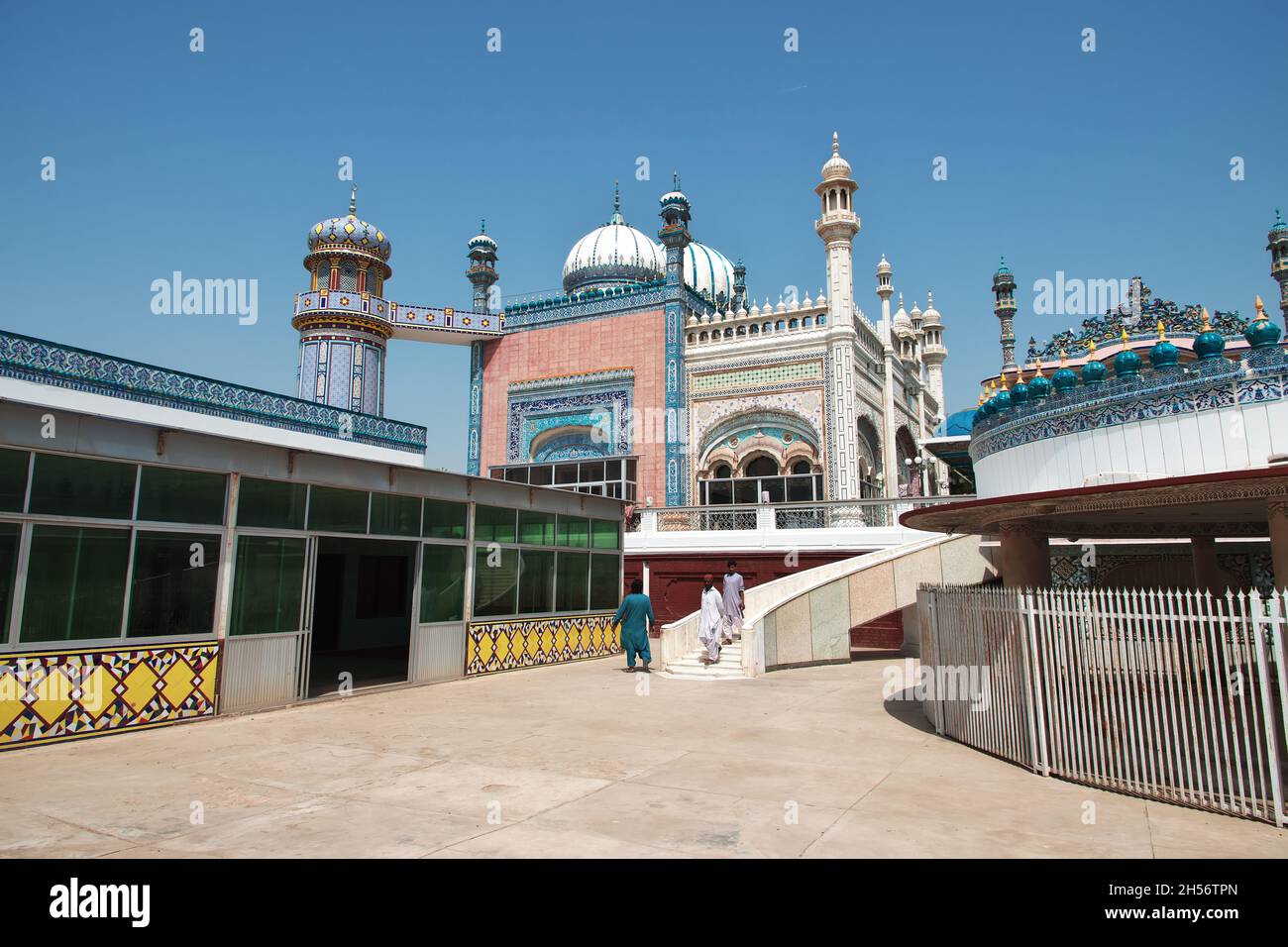 Bhong Mosque in village of Bhong, Rahim Yar Khan District, Punjab ...