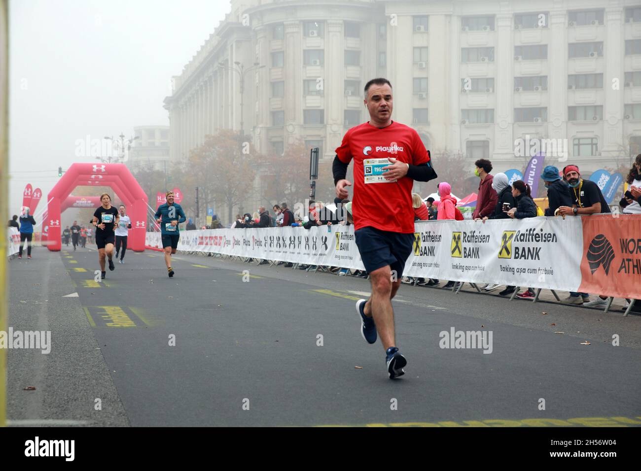 10000 meter race hi-res stock photography and images - Alamy