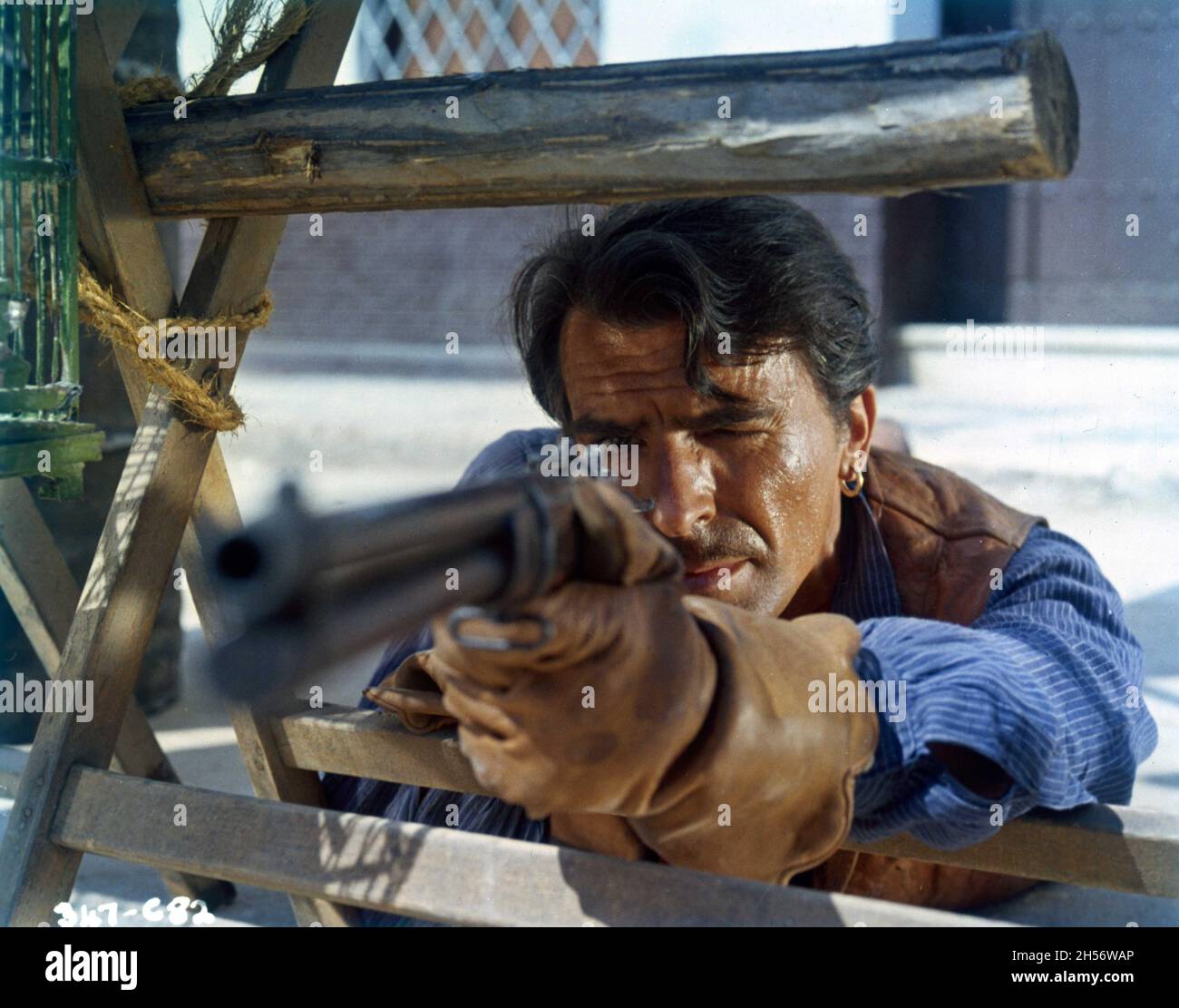 George ward hi-res stock photography and images - Alamy