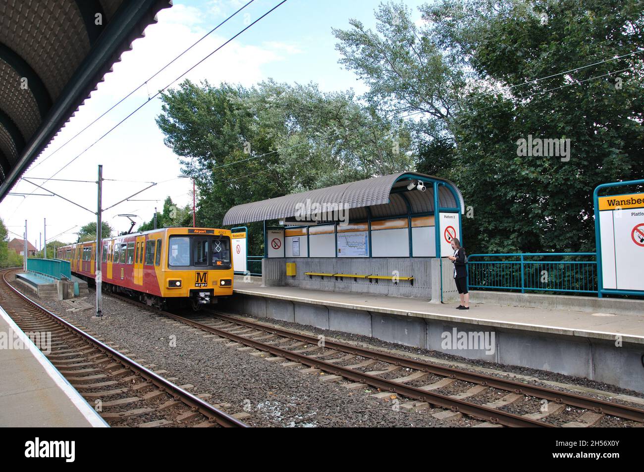 Newcastle metro station hi-res stock photography and images - Alamy