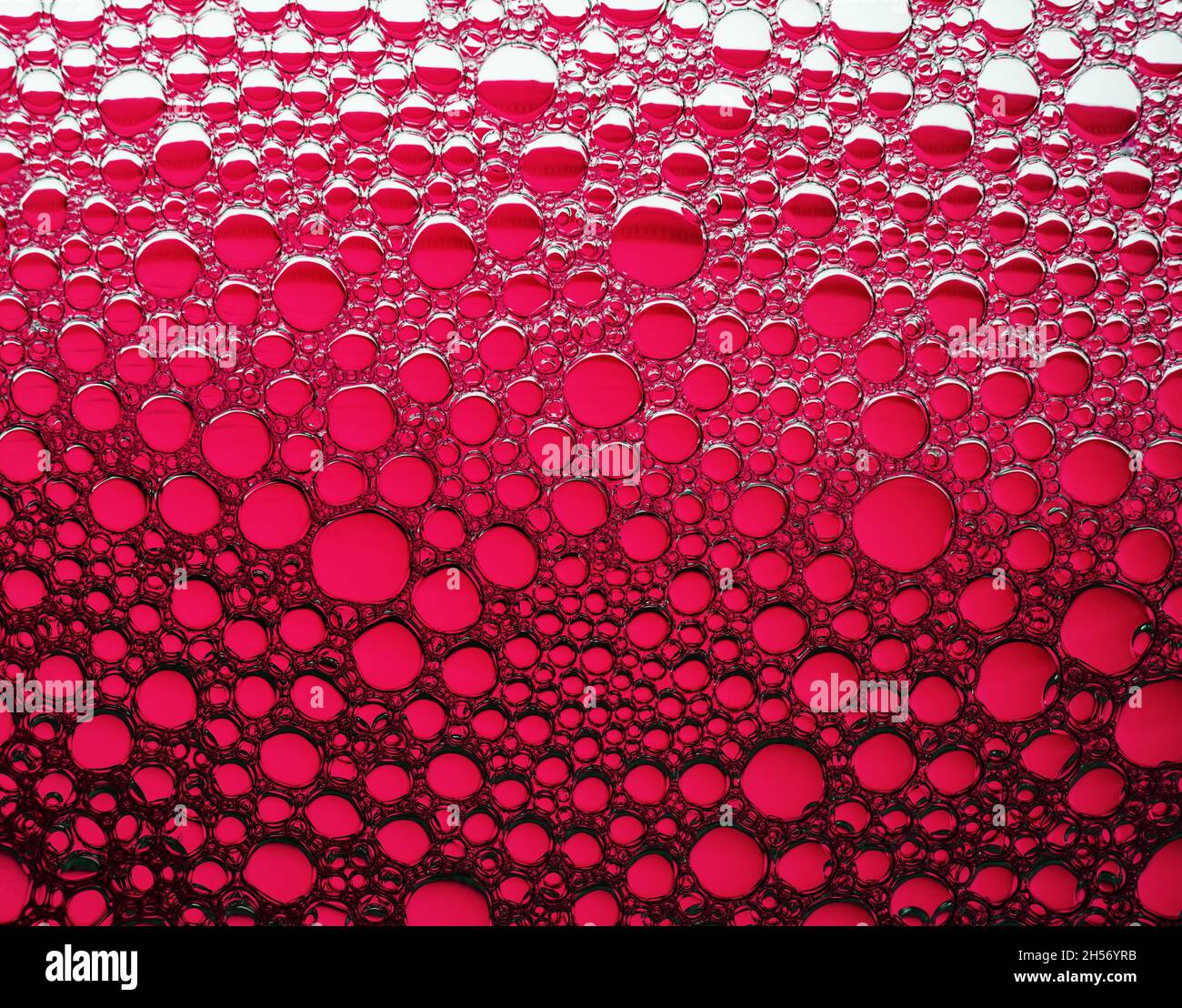 Red bubbles background. Foam bubbles macro texture Stock Photo - Alamy