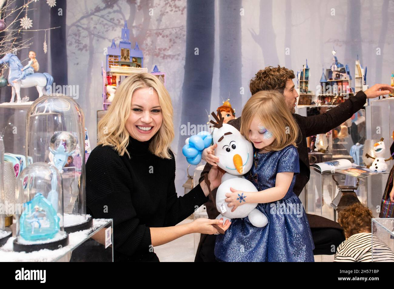 EDITORIAL USE ONLY Singer and dancer Kimberly Wyatt, with her husband ...