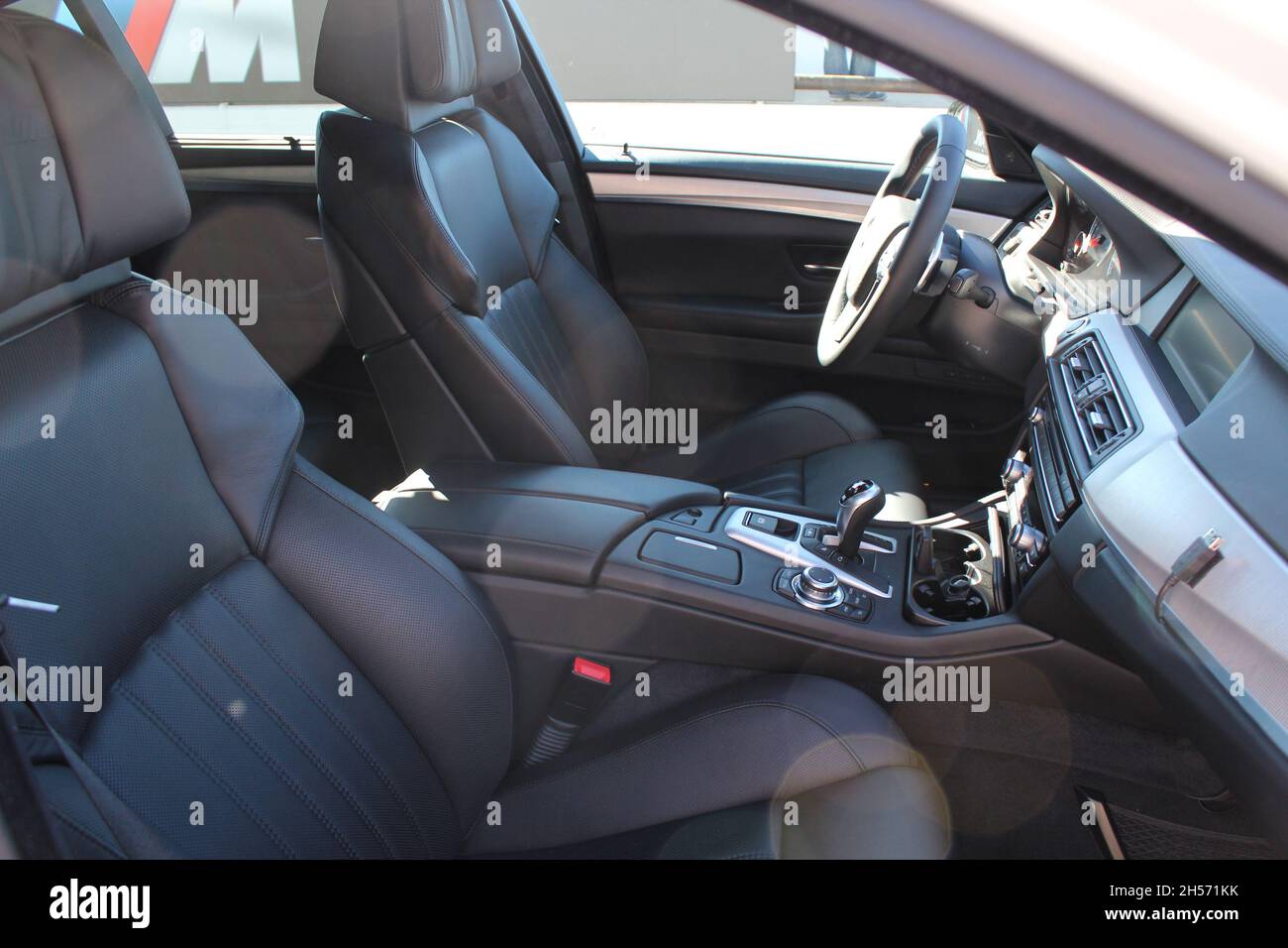 The new BMW M5 (F10): Driver and passenger compartment. Manufactured ...